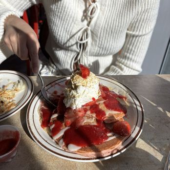 BABYSTACKS CAFE - DOWNTOWN - Updated 05/2025 - 94 Photos & 80 Reviews ...