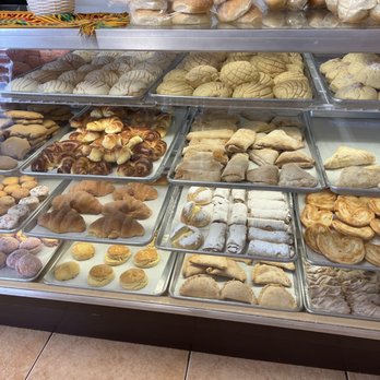 LA ESTRELLA BAKERY - Updated October 2025 - 22 Photos & 23 Reviews ...