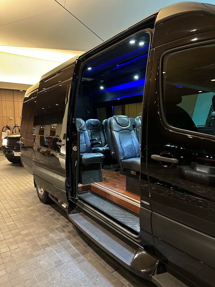 Luxury VIP Transportation, Honolulu | Roadtrippers