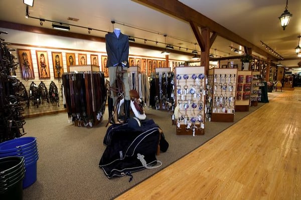 DOVER SADDLERY - Updated October 2025 - 21 Photos & 50 Reviews - 43717 ...