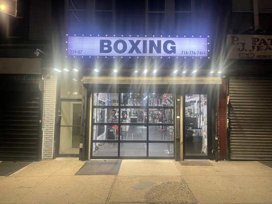 EASTERN QUEENS BOXING CLUB - 40 Photos & 31 Reviews - 219-07 Hempstead ...