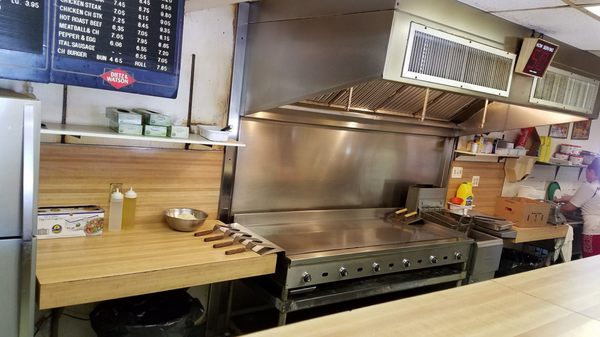 CASAPULLA’S NORTH STEAK & SUB SHOP - Updated December 2025 - 26 Photos ...