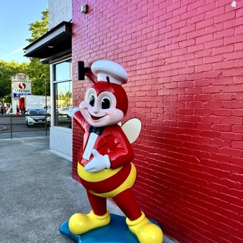 JOLLIBEE - Updated September 2024 - 53 Photos & 23 Reviews - 3820 ...