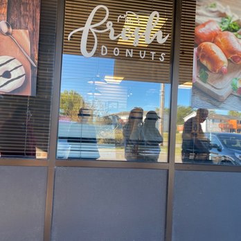 FRESH DONUTS - Updated January 2026 - 115 Photos & 142 Reviews - 5557 ...