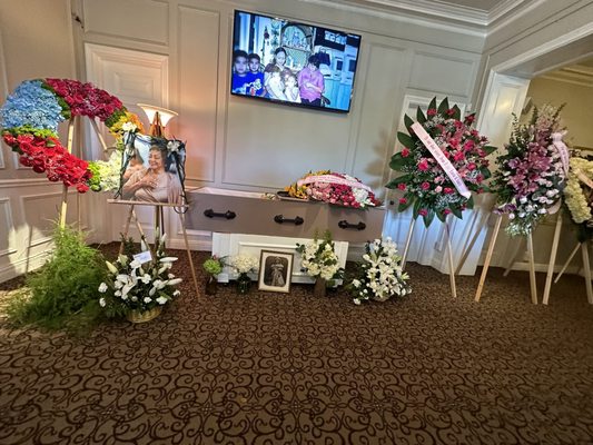 RG FLOWER SHOP - Updated July 2024 - 615 E 8th St, Los Angeles ...