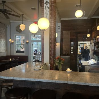 BAR LOON - Updated January 2026 - 26 Photos & 28 Reviews - 3326 SE ...