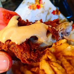 BIRDIES HOT CHICKEN - Updated November 2025 - 111 Photos & 103 Reviews ...