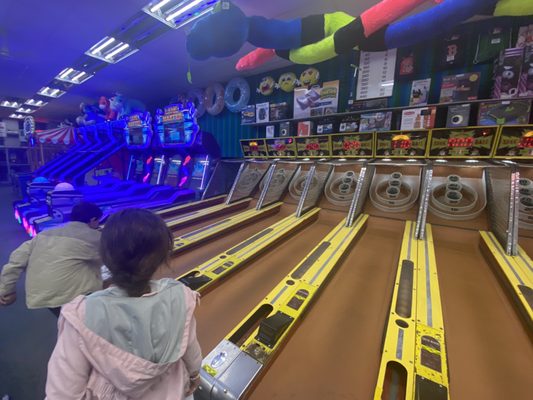 FUN WORLD ARCADE - Updated December 2025 - 40 Photos & 27 Reviews - 127 ...