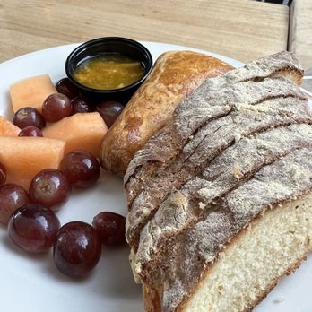 KELLS IRISH RESTAURANT & BAR - Updated November 2024 - 357 Photos & 769 ...