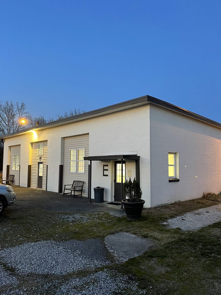 OAK RIDGE KENNEL CLUB - Updated January 2026 - 1790 Oak Ridge Turnpike ...