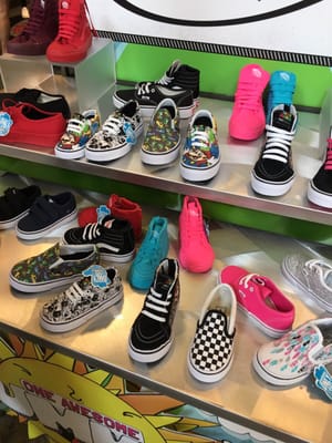 JOURNEYS KIDZ - Updated April 2025 - 10 Reviews - 1 Mills Cir, Ontario ...
