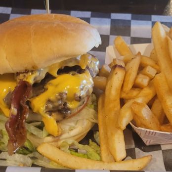 DOC SULLIVAN’S - Updated March 2025 - 279 Photos & 174 Reviews - 474 ...