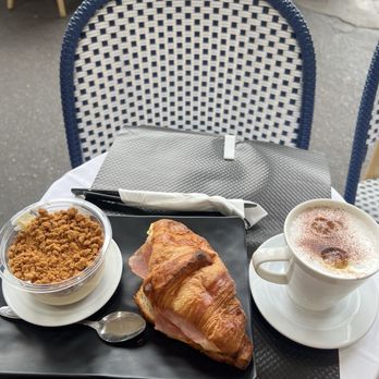 HAPPY CAFFÉ - Updated November 2024 - 141 Photos & 150 Reviews - 214 ...