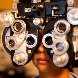 SEE OPTOMETRIC DESIGNS OPTOMETRY - 47 Photos & 50 Reviews - 1759 ...