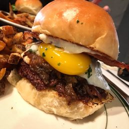 GRIND BURGER KITCHEN - Updated July 2024 - 696 Photos & 732 Reviews ...