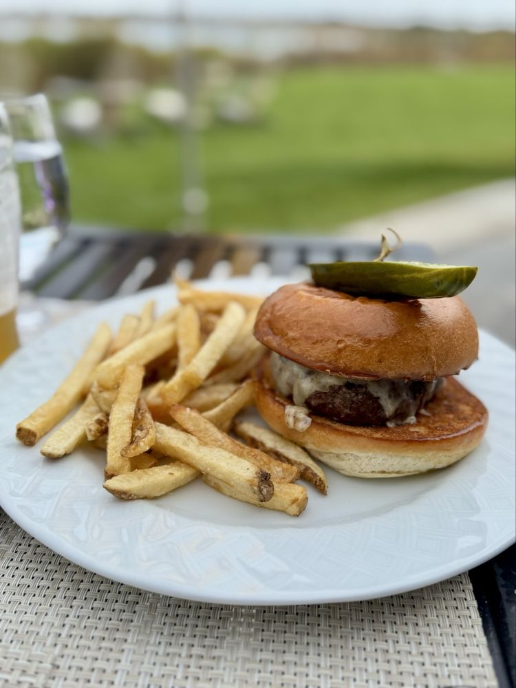 THE RESTAURANT AT WEEKAPAUG INN - Updated December 2025 - 49 Photos ...