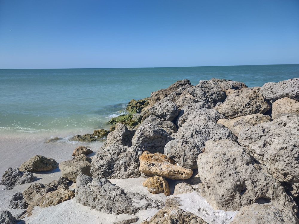 LITTLE HICKORY ISLAND BEACH PARK - Updated June 2024 - 47 Photos & 12 ...