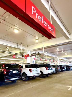 AVIS - Updated June 2026 - 97 Photos & 411 Reviews - 3921 W Terminal Dr ...