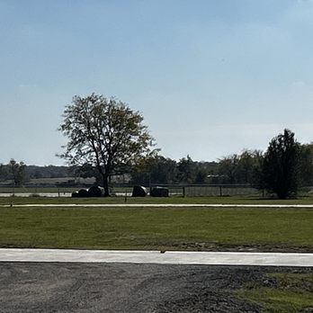 BRAY’S MOTOR MUSEUM - Updated January 2026 - 14 Photos - 1979 I-45 N ...