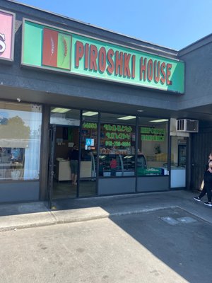 PIROSHKI HOUSE - 70 Photos & 176 Reviews - 14053 Victory Blvd, Van Nuys ...