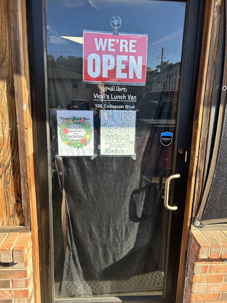 VICKI’S LUNCH VAN - Updated September 2025 - 81 Photos & 90 Reviews ...