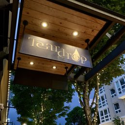 TEARDROP COCKTAIL LOUNGE - Updated May 2025 - 910 Photos & 986 Reviews ...