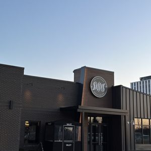 ALTER BREWING + KITCHEN - 125 Photos & 75 Reviews - 1170 W 22nd St, Oak ...