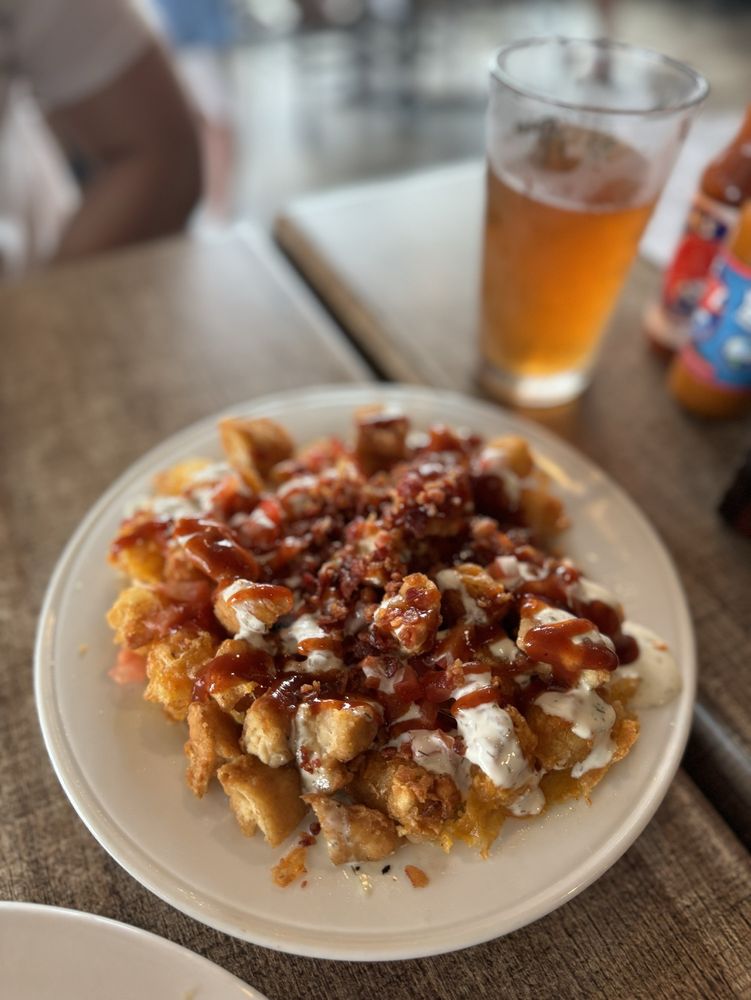 FINS ALE HOUSE & RAW BAR - COASTAL HIGHWAY - Updated July 2025 - 520 ...