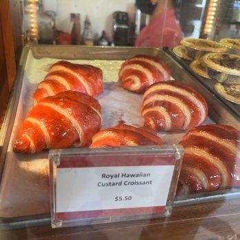 ROYAL HAWAIIAN BAKERY - Updated August 2024 - 303 Photos & 41 Reviews ...