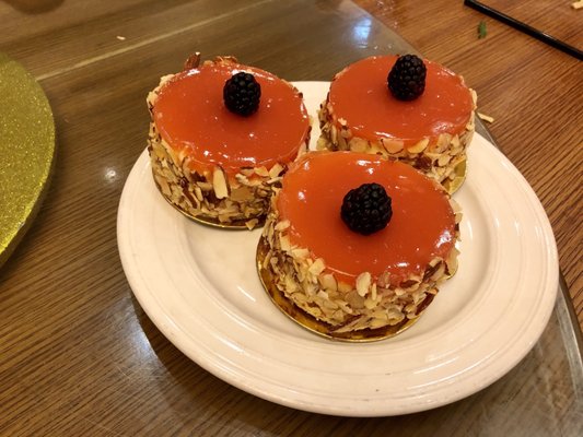 MASSE’S PASTRIES - 985 Photos & 986 Reviews - 1469 Shattuck Ave ...