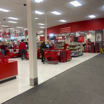 TARGET - Updated December 2025 - 137 Photos & 54 Reviews - 1575 Niagara ...