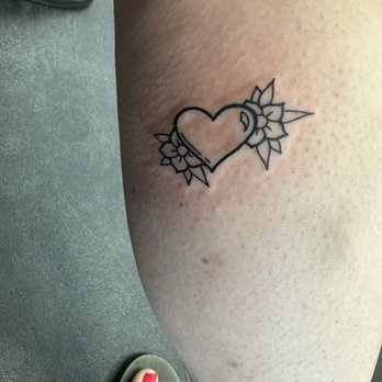 CREATIVE MINDS TATTOO - Updated March 2025 - 102 Photos & 27 Reviews ...