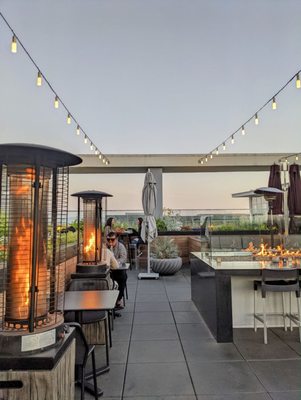 FLORA ROOFTOP BAR - 171 Photos & 115 Reviews - 2130 E Maple Ave, El ...