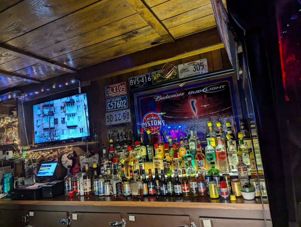 MERRITT AUCTION HOUSE - Updated April 2025 - 30 Photos - 7467 E ...