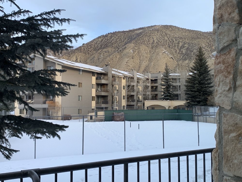 FALCON POINT RESORT - 46 Photos & 19 Reviews - 340 Benchmark Rd, Avon ...