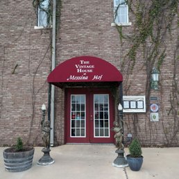 THE VINTAGE HOUSE AT MESSINA HOF - Updated July 2025 - 109 Photos & 70 ...