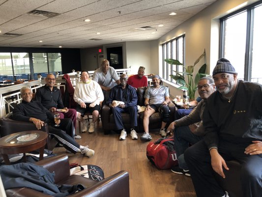 FIVE SEASONS FAMILY SPORTS CLUB - BURR RIDGE - Updated October 2025 ...