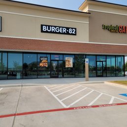 BURGER 82 - Updated August 2025 - 174 Photos & 197 Reviews - 880 W ...