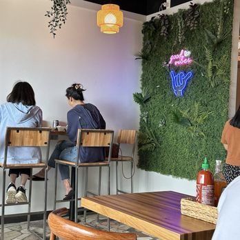 DA LOCAL BOY - Updated June 2025 - 209 Photos & 100 Reviews - 320 ...