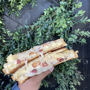 BABYLON CHEESE CELLAR - Updated July 2025 - 93 Photos & 43 Reviews - 51 ...