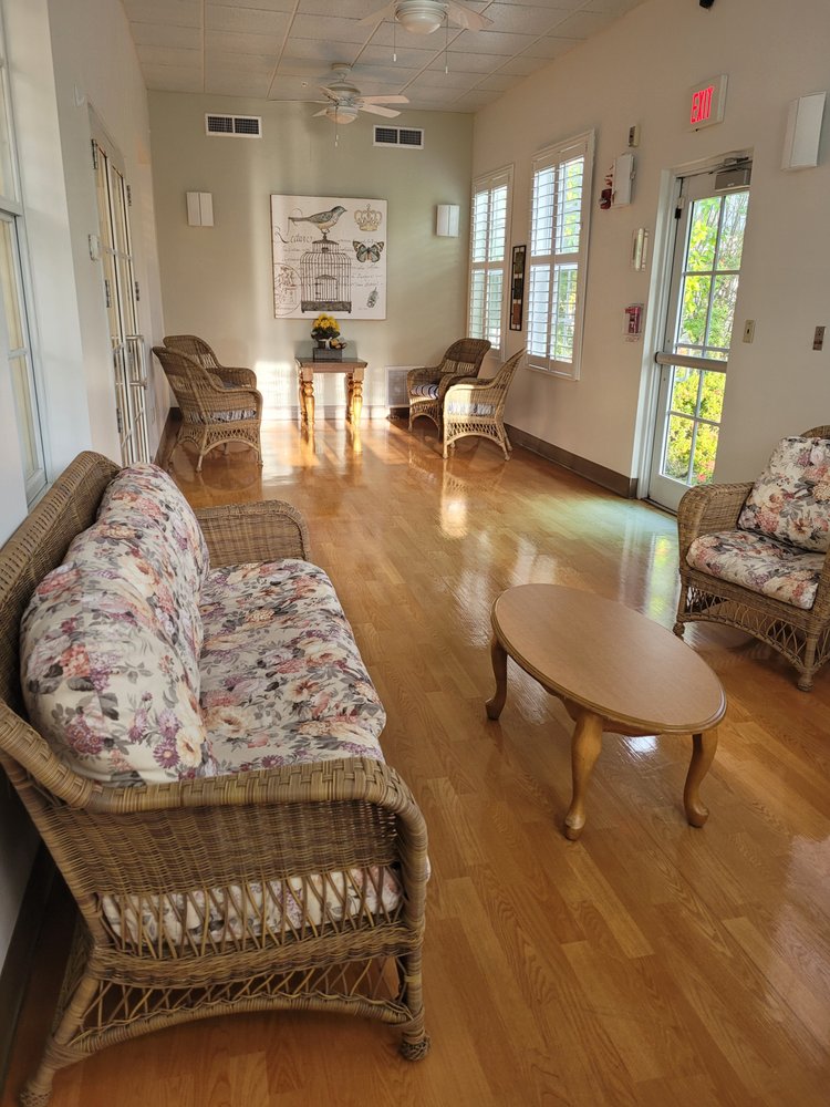 AIDAN POST-ACUTE AND REHABILITATION CENTER - Updated January 2025 - 700 ...