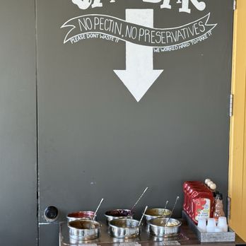 ATOMIC BISCUIT - Updated May 2025 - 72 Photos & 52 Reviews - 401 E ...