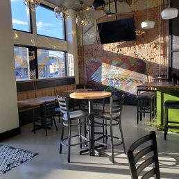 GRIT 2C - Updated December 2025 - 181 Photos & 260 Reviews - 212 S ...