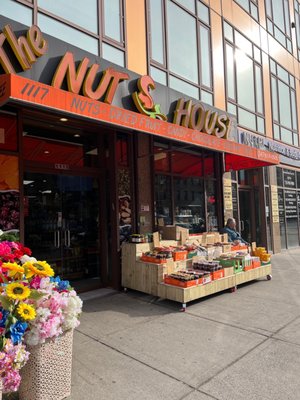 THE NUT HOUSE - Updated August 2025 - 302 Photos - 1117 Brighton Beach ...