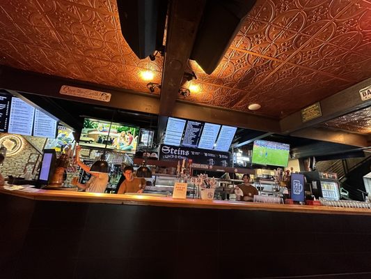 STATE STREET BRATS - Updated April 2026 - 262 Photos & 310 Reviews ...