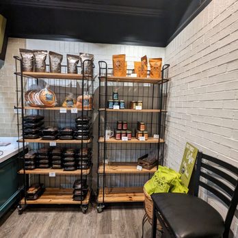 POLLY’S PIES RESTAURANT & BAKERY - Updated December 2024 - 922 Photos ...