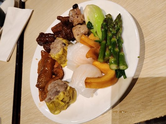 YANG MING BUFFET - Updated February 2025 - 223 Photos & 102 Reviews ...