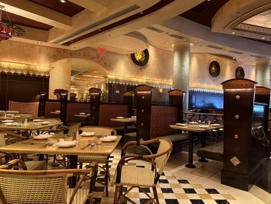 THE CHEESECAKE FACTORY - Updated February 2025 - 834 Photos & 947 ...