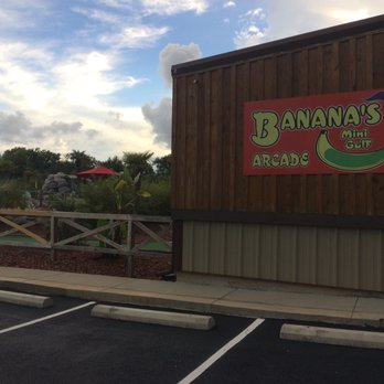 BANANAS MINI GOLF AND ARCADE - Updated May 2025 - 28 Photos & 12 ...