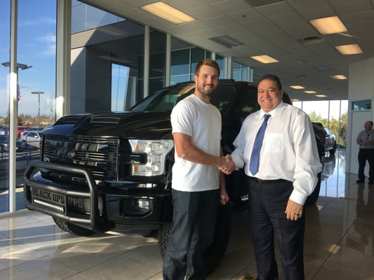 LITHIA FORD LINCOLN OF FRESNO - Updated December 2025 - 143 Photos ...